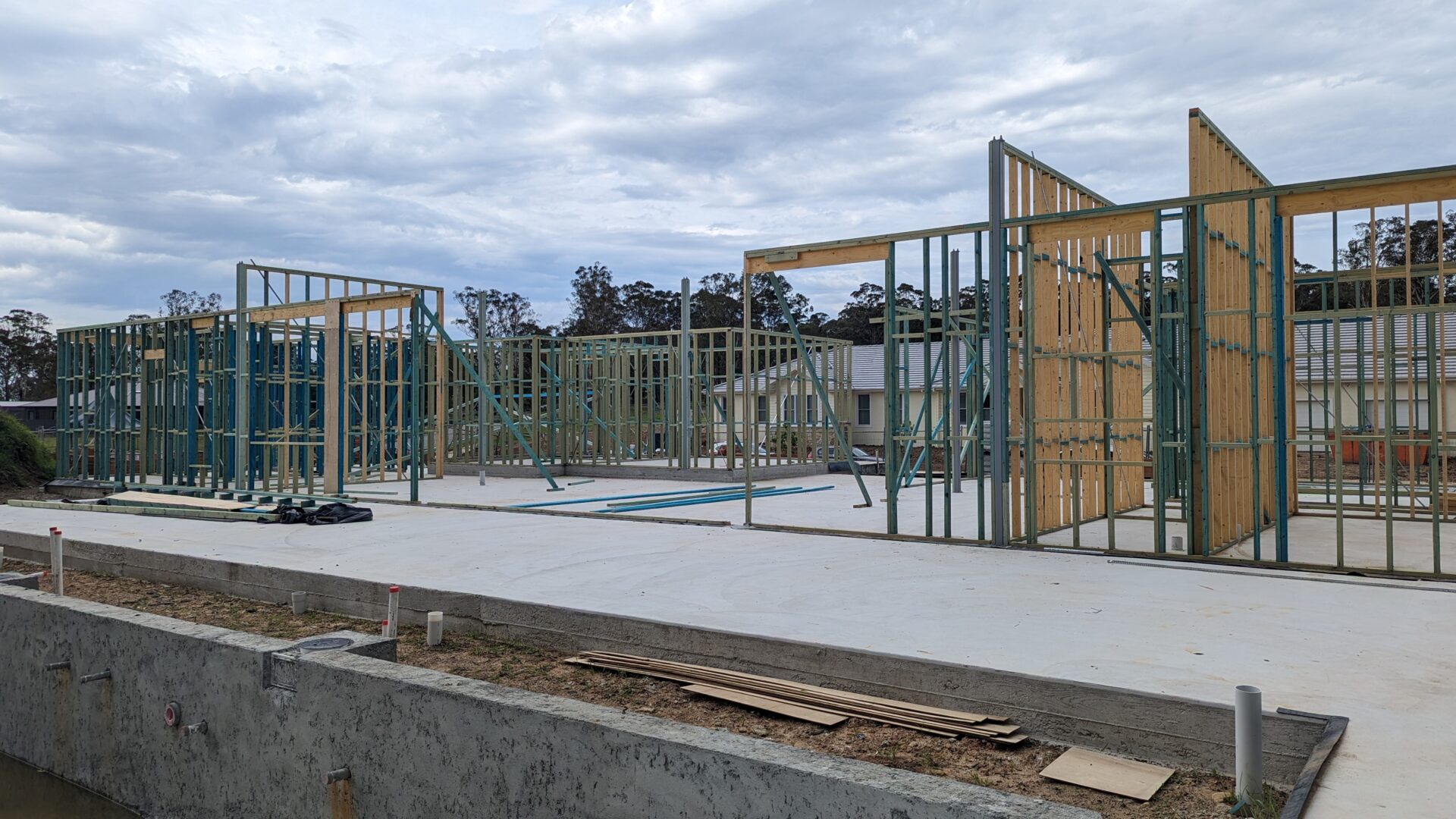 Timber Versus Steel Construction - Ann Kako Design | Building Design ...